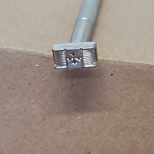 Basketweave Patonce Cross X2844 Craftool Pro Leather Stamp Craftplus | eBay