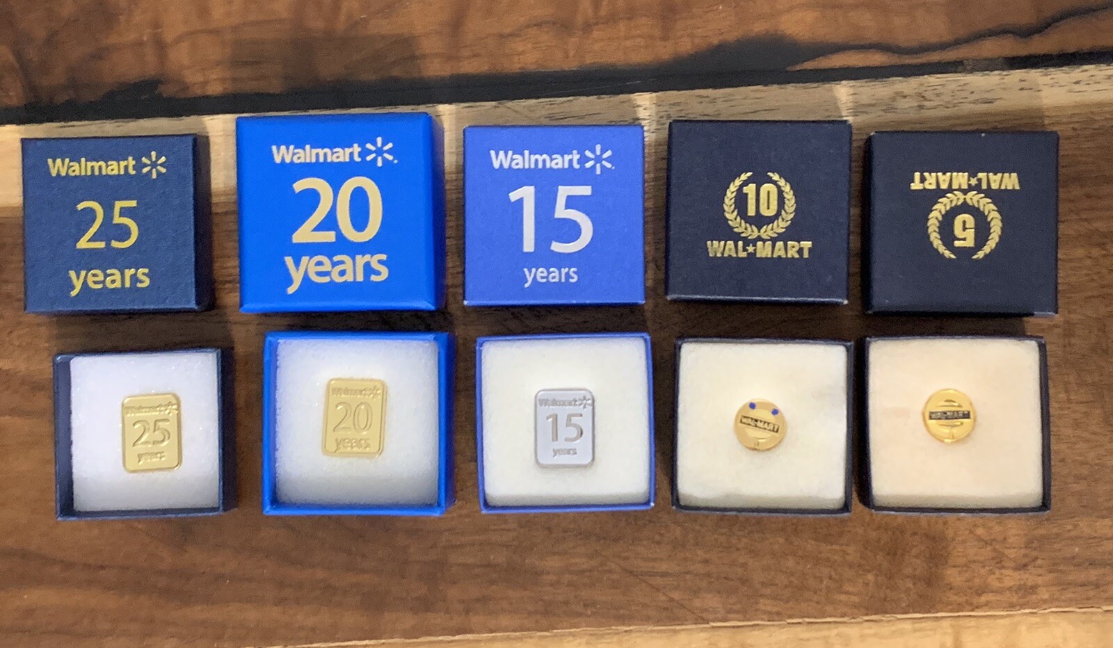 Walmart Associate Lapel Pins Service Award Employee 5- 10- 15- 20 ~ 25 ...