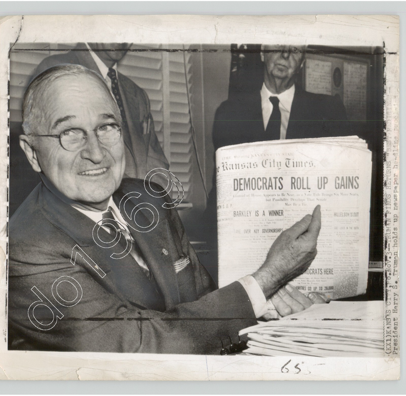 Former US PRES TRUMAN Smiles Points@ Newspaper DEMOCRATIC GAINS 1954 ...