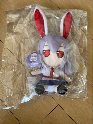Avec Badge Touhou Project 30 Udonge Inaba Hisouten ver. Fumo Fumo Plush ...