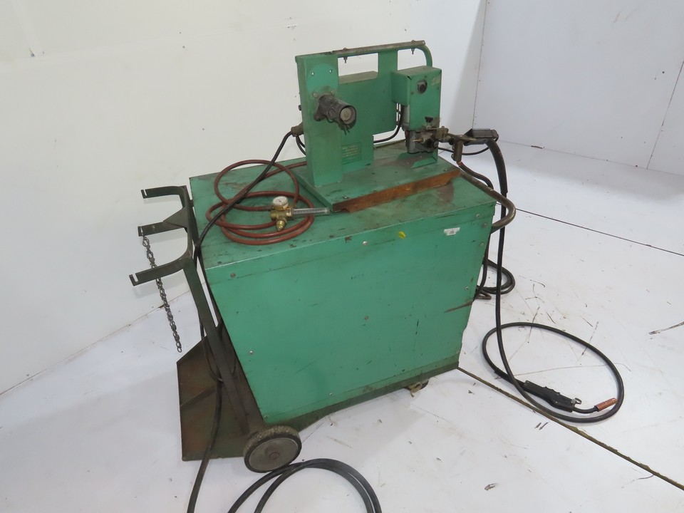 Linde VI-252 250A Amp DC Welder Package with Mig-31A Wire Feeder Tweco ...