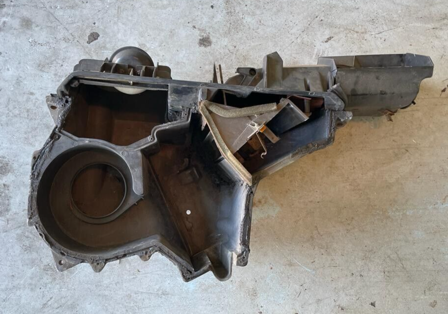 1981 - 1988 Gbody Monte Cutlass AC Heater Box OEM Genuine GM | eBay