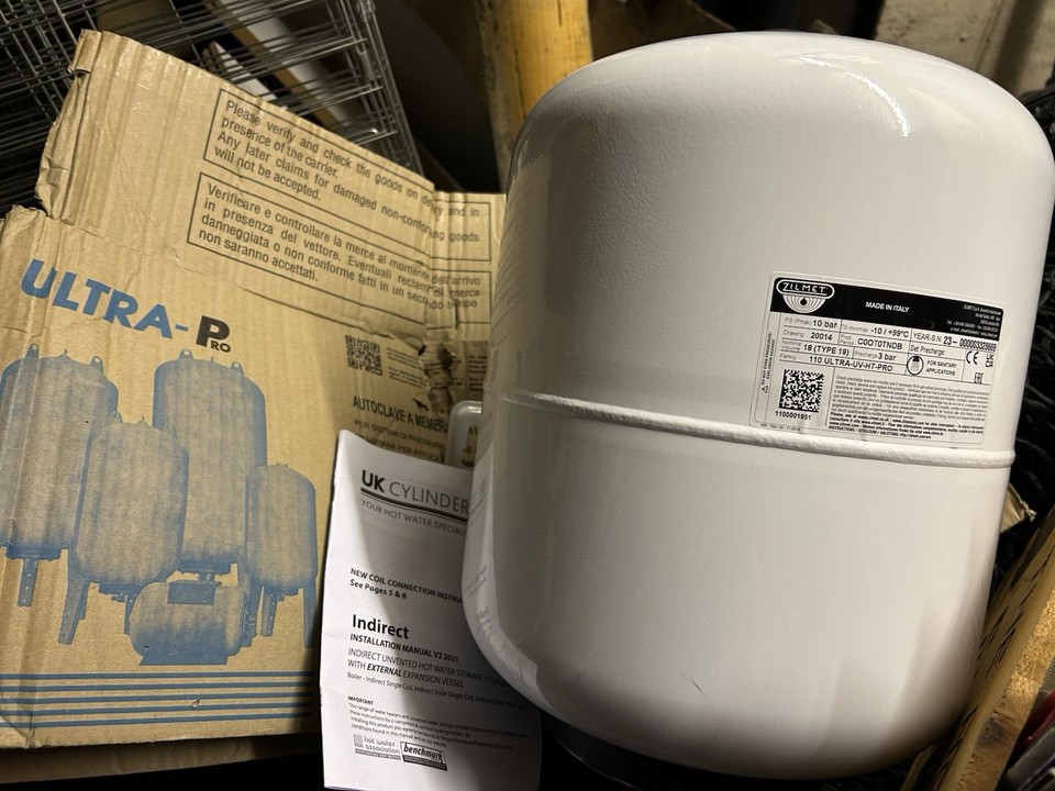 EXTERNAL EXPANSION VESSEL(USE WITH INDIRECT UNVENTED HOT WATER STORAGE ...