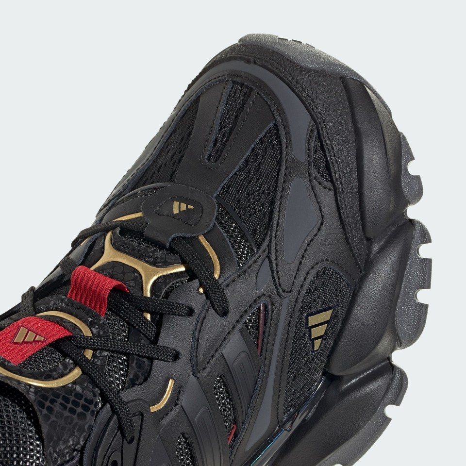 adidas XLG RUNNER DELUXE CNY "year of snake" Black JQ2974 Unisex | eBay