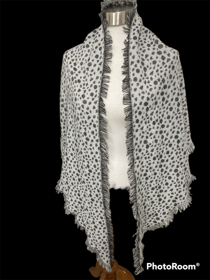 Altar’d State Leopard Print Fringe Wrap Triangular Scarf One Size Black ...