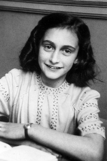 New 5x7 Photo: Anne Frank, Diarist and Holocaust Victim of World War II ...