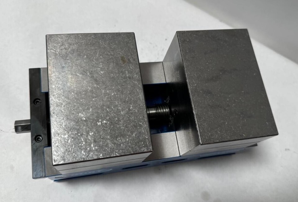 Kurt 4.25" Self Centering Maxlock Vise SCMX425 | eBay