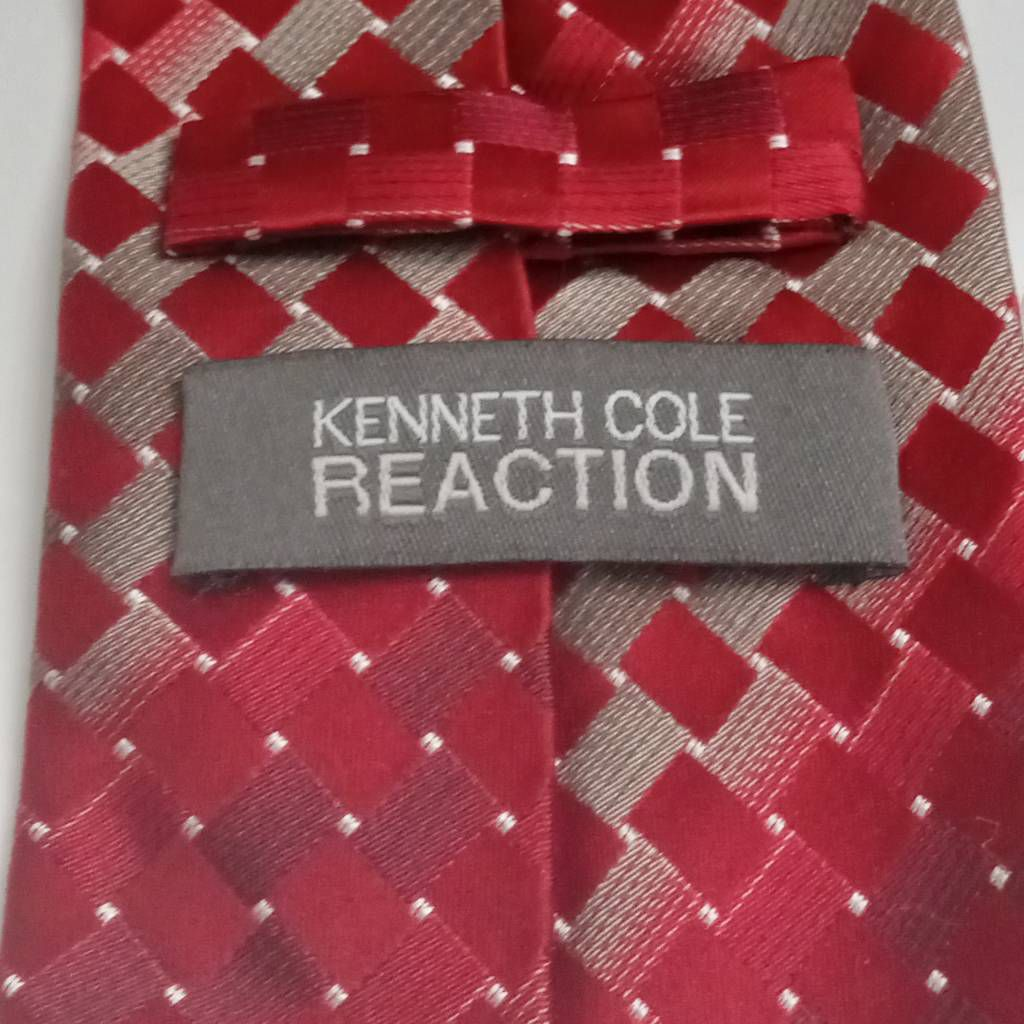 Kenneth Cole Reaction Mens Tie Necktie Red Geometric Squares Silk Woven ...