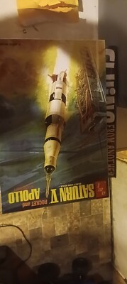 SATURN V ROCKET AND APOLLO SPACECRAFT AMT 1:200 SCALE PLASTIC MODEL KIT | eBay