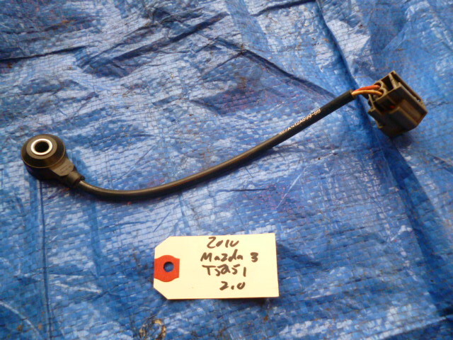 2010 Mazda 3 knock sensor assembly sensor T5251 2.0 LF95 OEM engine ...