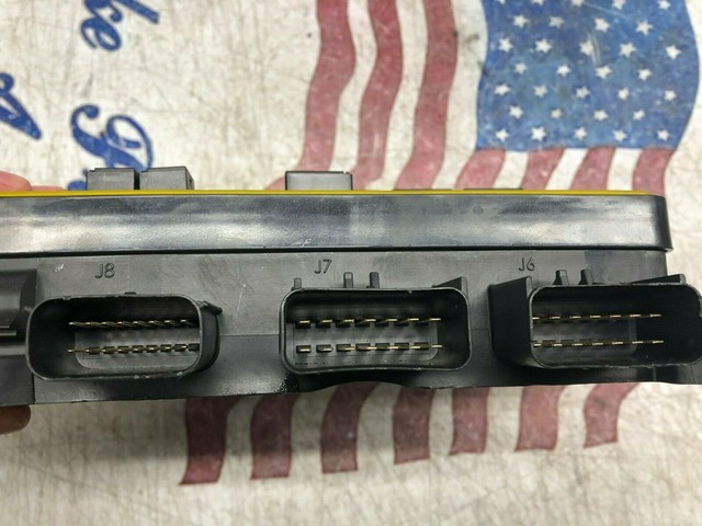 Freightliner Eaton Power Distribution Module Fuse Panel A66-05172-001 ...