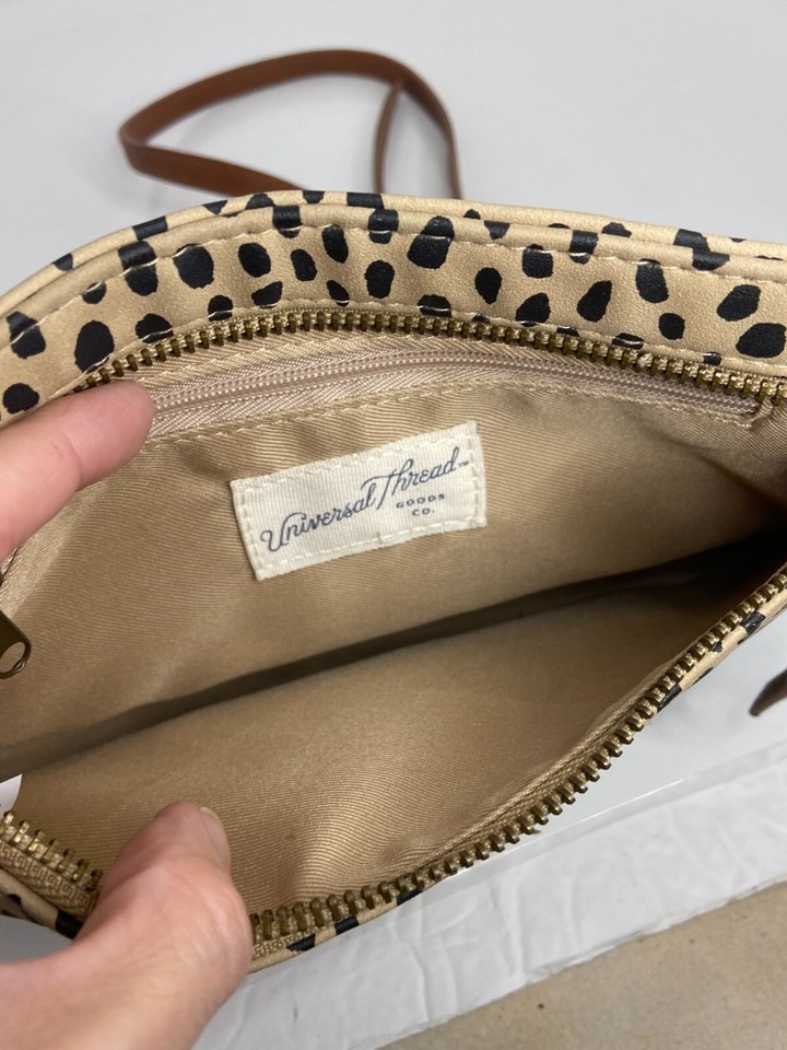 💧 Universal Thread Crossbody Wristlet Wallet Cheetah Zip Purse 9x6 (LL4 ...