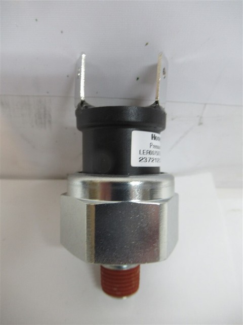 Mack Truck 23721213 Pressure Switch for sale online | eBay