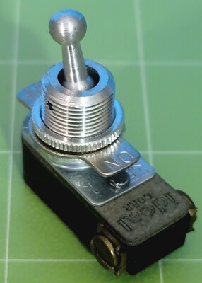 CB25: UND. LAB. INC. LIST. Toggle ON-OFF 3A 250V 6A 125V Vintage Switch ...