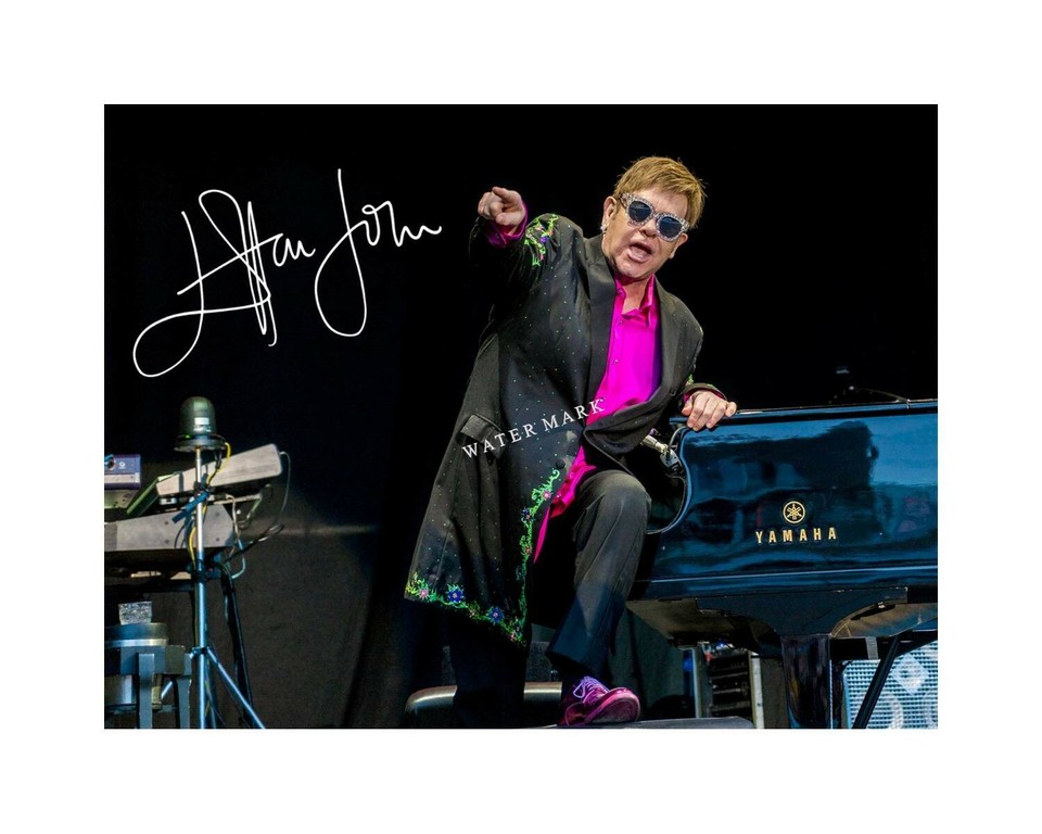 Elton John 8x10 signed photo print playing Yamaha piano in concert ...
