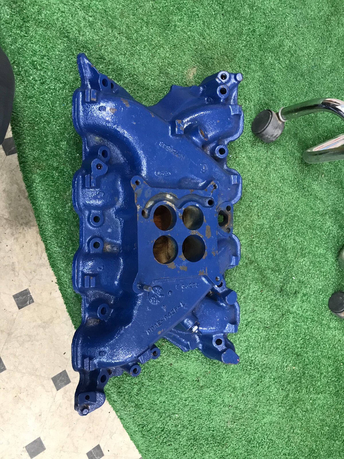 1970-1971 Ford Mustang 351 4 Barrel Intake Manifold Cast Iron D0AE 9425 ...
