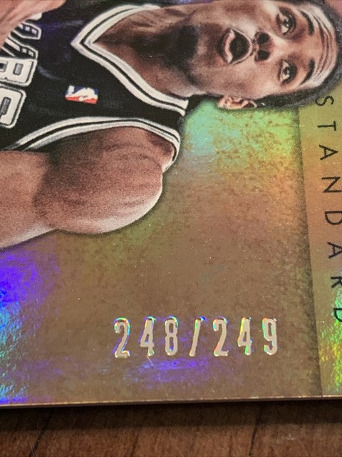 2012-13 Panini Gold Standard - Gold Strike Signatures #36 Kawhi Leonard ...