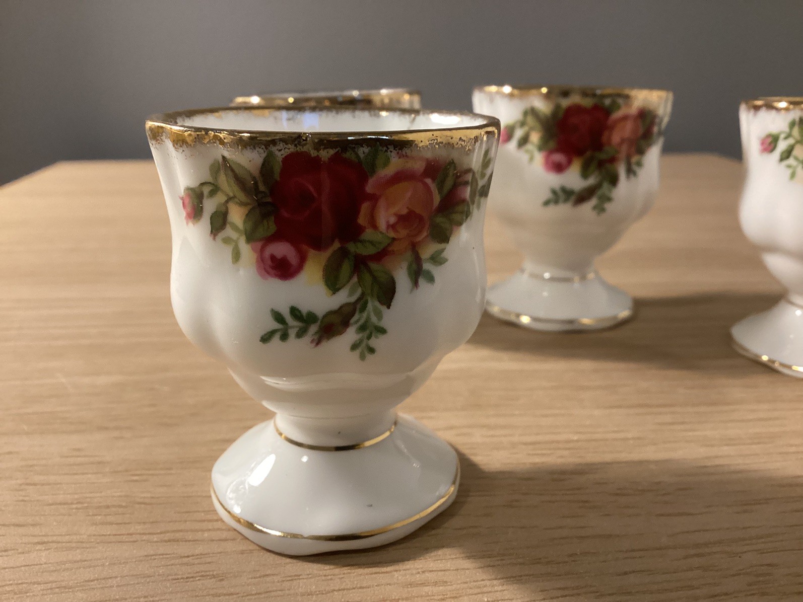 VTG Royal Albert Old Country Roses Set of 4 Footed Egg Cups | eBay