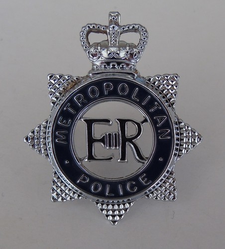 Obsolete Metropolitan Police Cap Badge | eBay