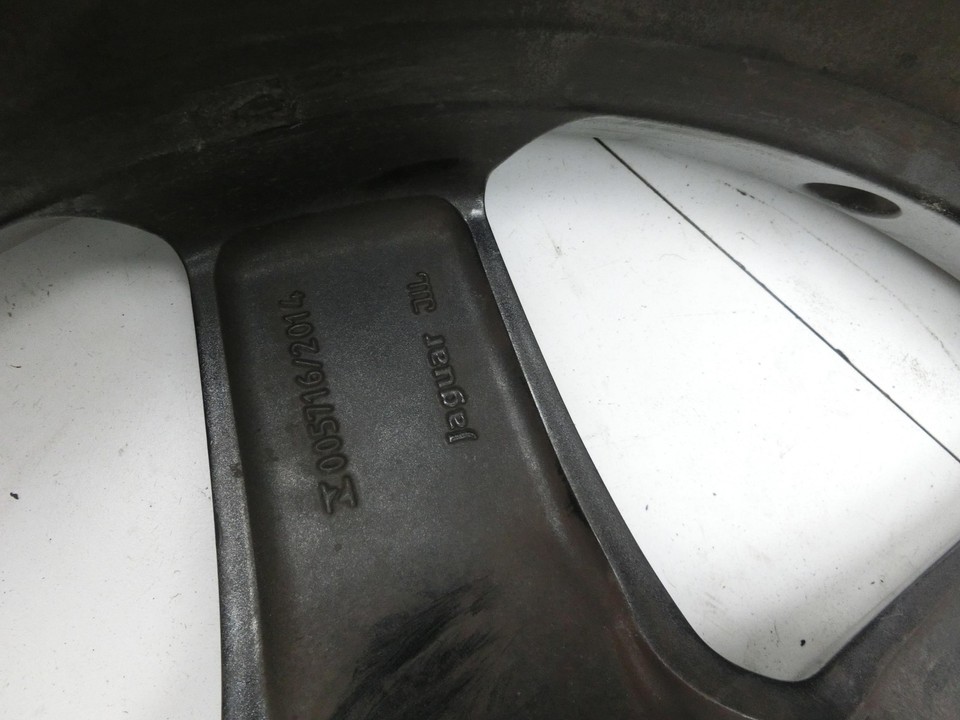 1x cerchio alluminio 5X108 8.5X18Zoll ET55 Jaguar XE X760 15-19 GX73 ...