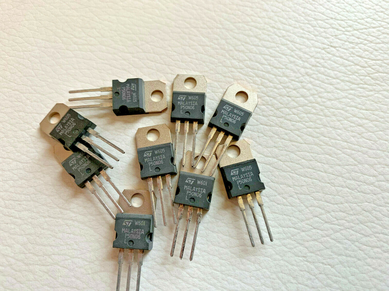 MTP50N06 TMOS V Power Field Effect Transistor BY ST LOT OF 12 | eBay