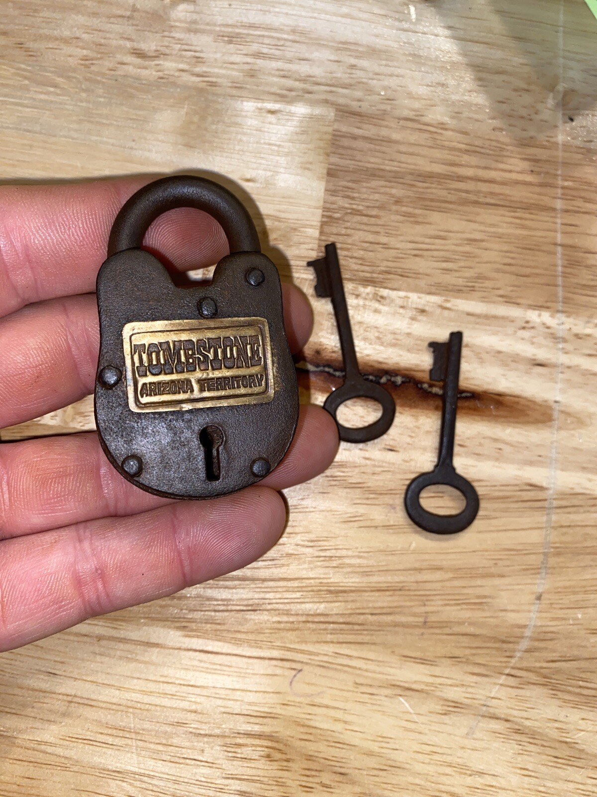 Tombstone Padlock Keys Metal Lock Set Rodeo Cowboy Wyatt Warp Butch ...