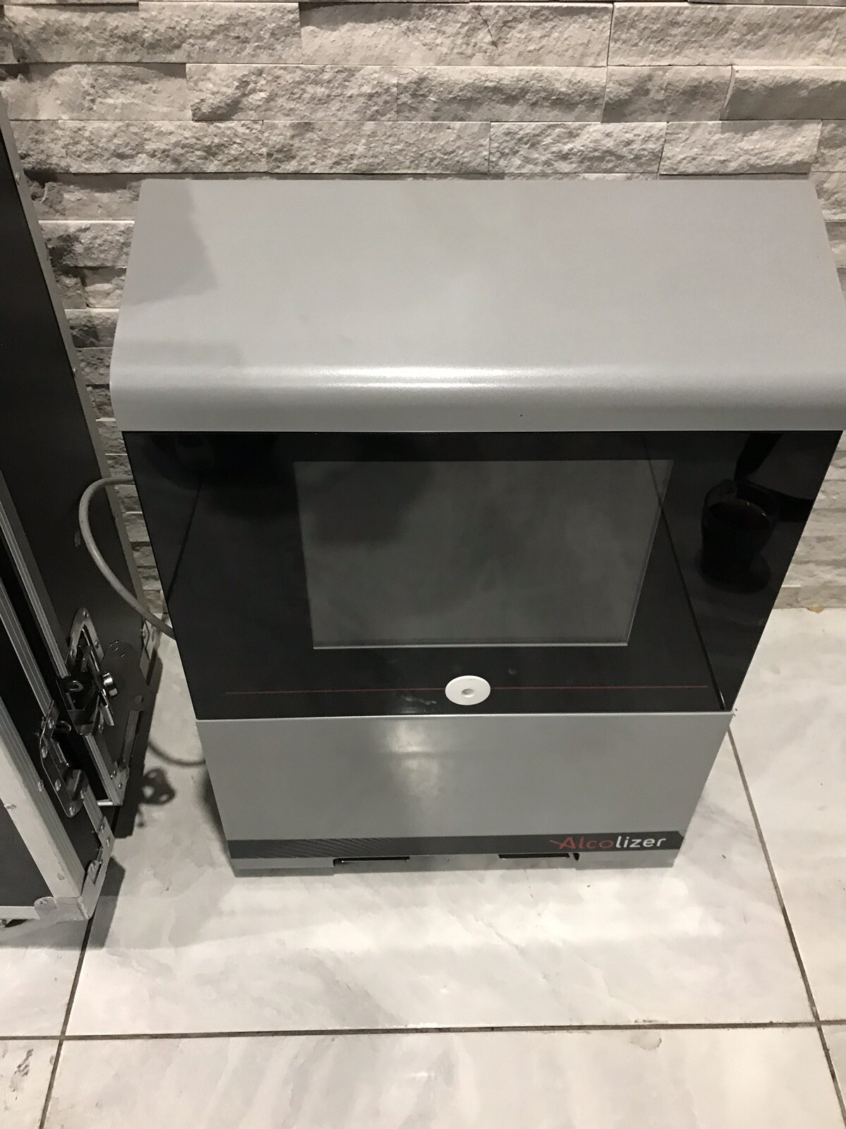 Alcolizer WM4 Wall Mount Breathalyzer | eBay