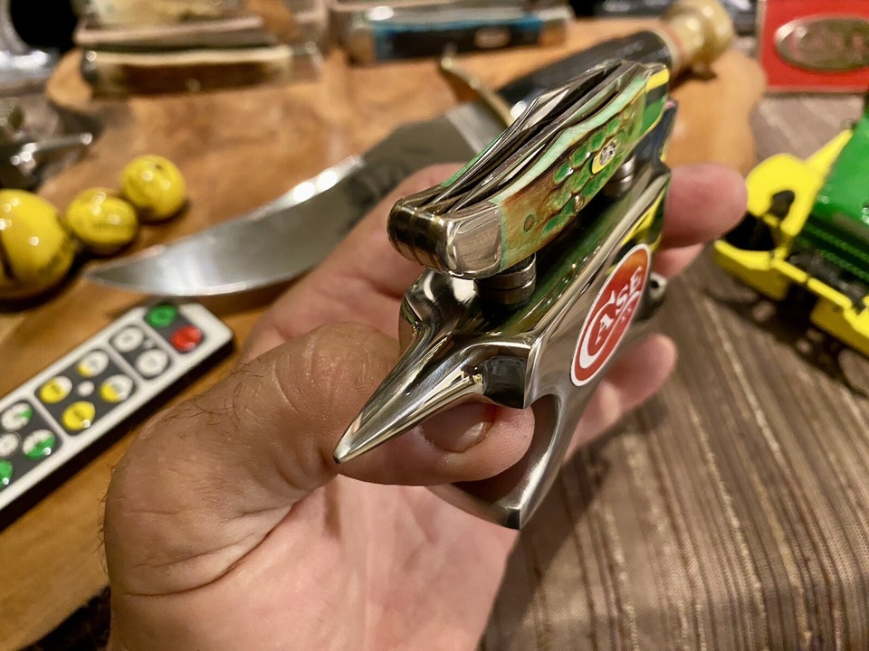 Case XX USA Double Horn Anvil Knife Display With Magnets 4.5 Long 1 Lb ...