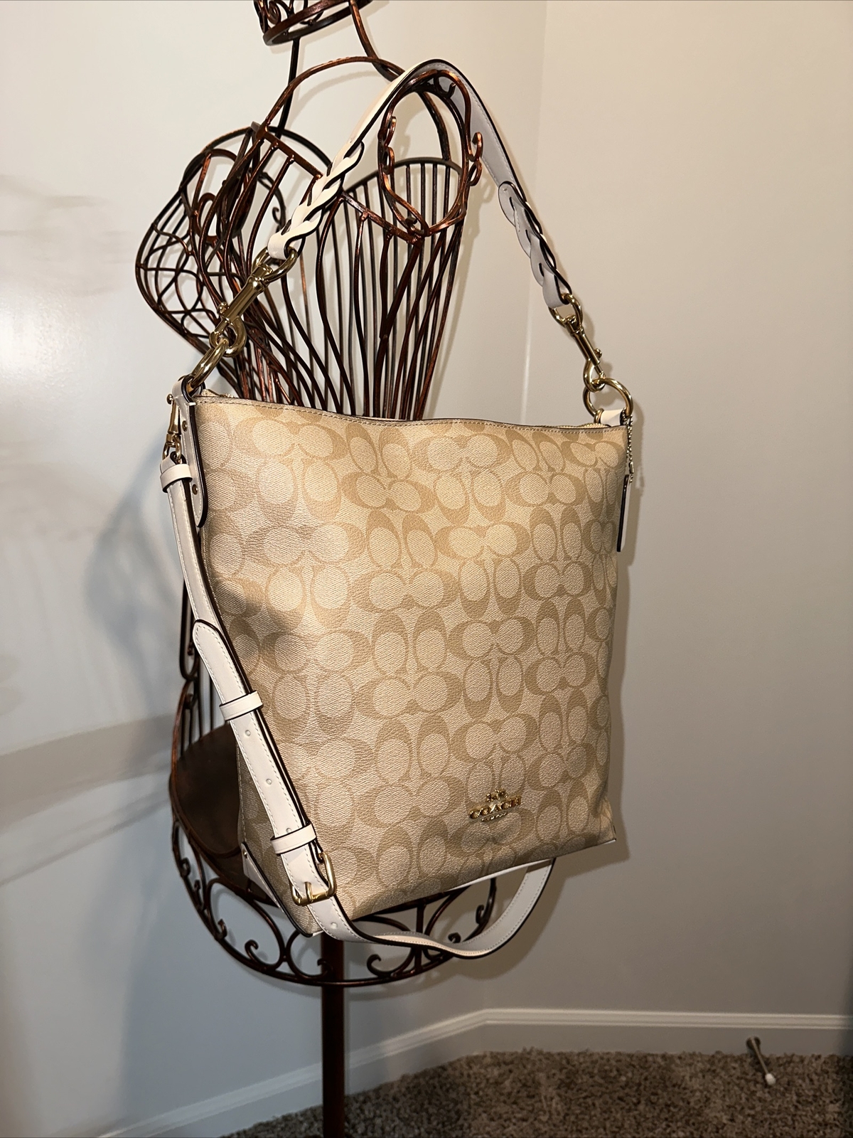 Coach Signature Abby Duffle Bag Light Khaki/Chalk F31… - Gem