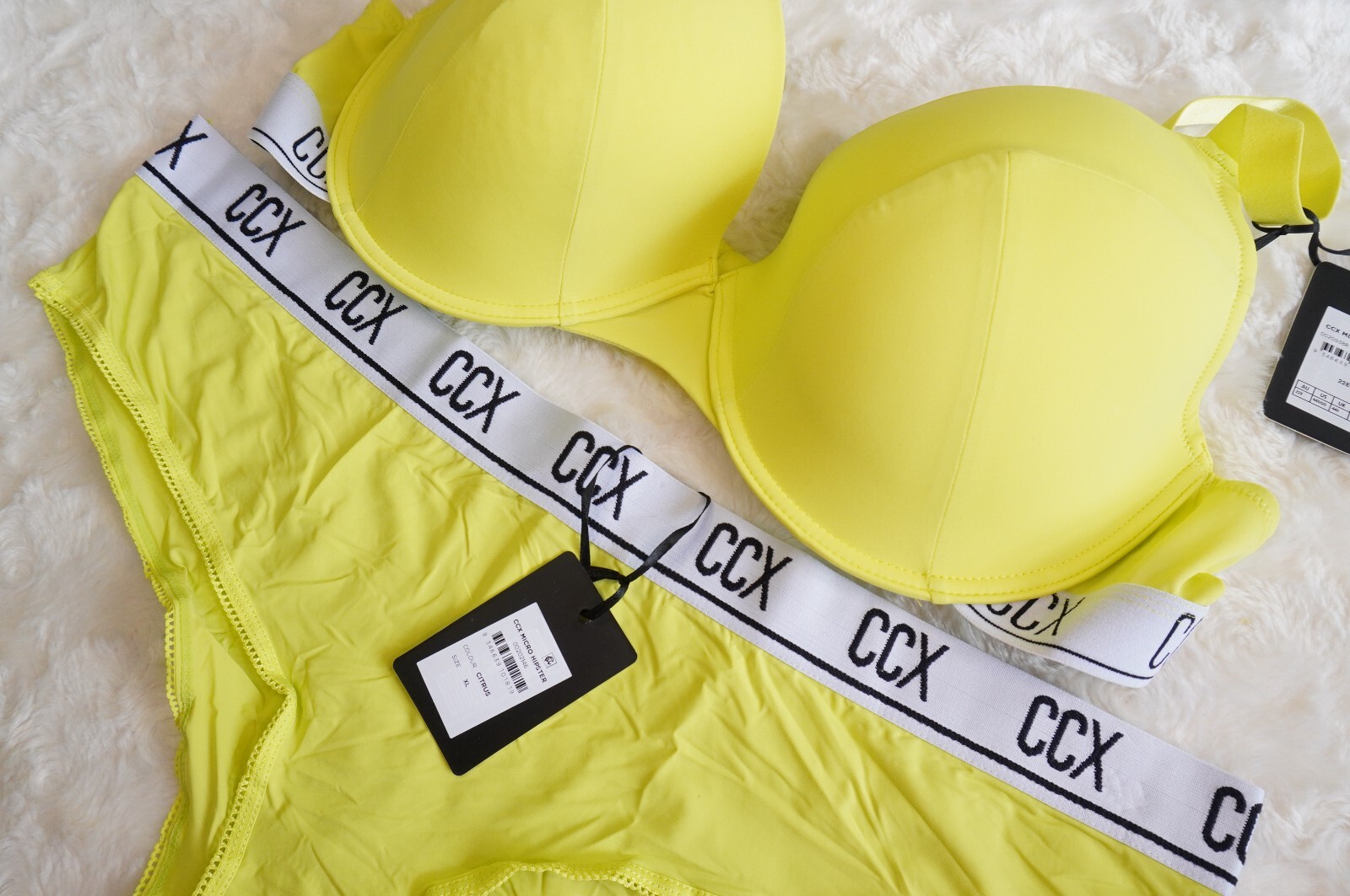 CCX CITY CHIC Bra & Briefs 22E / 44E T-Shirt Bra Underwear Hipster Plus ...