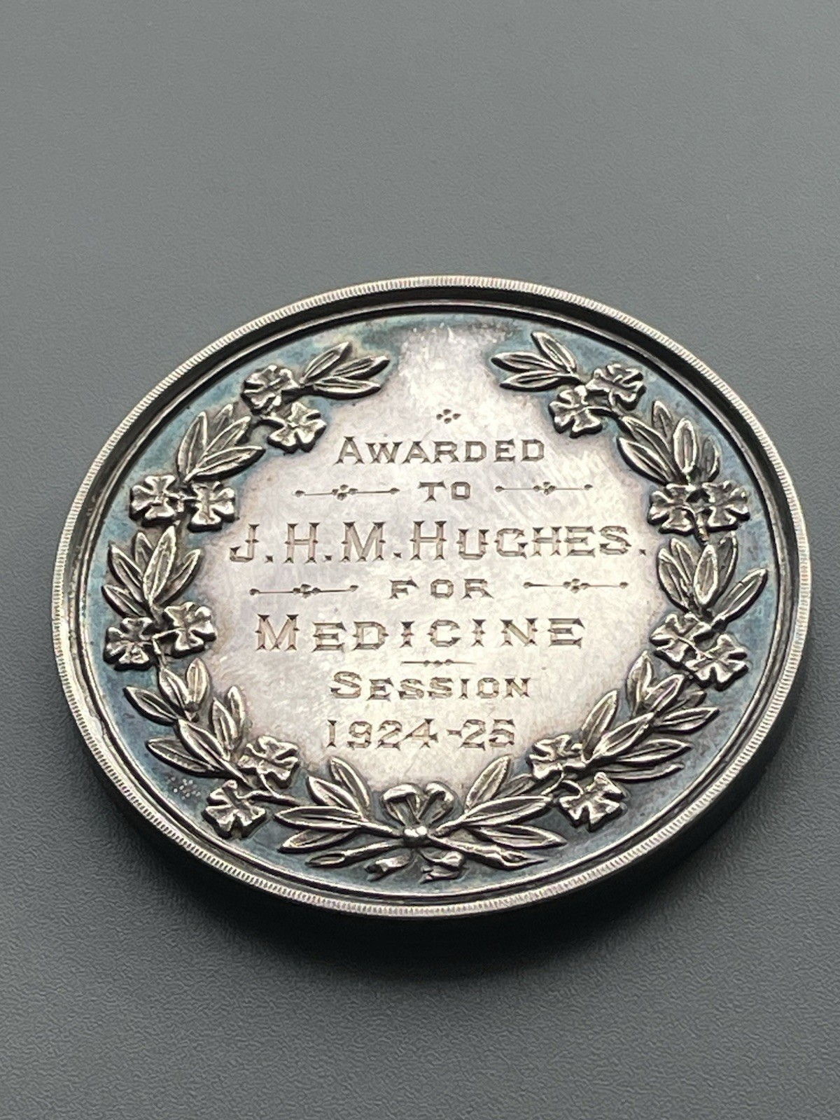 Ireland. AR Silver medal W. 63.4 g, 51.5 mm Veterinary College of ...