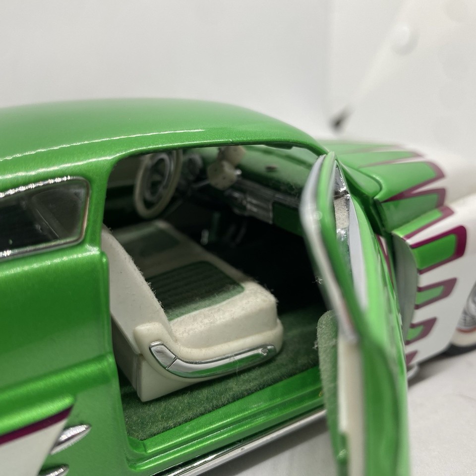 Hot Wheels Legends 1/24 LE 1949 49 Merc Mercury Green White LARRY WOOD ...