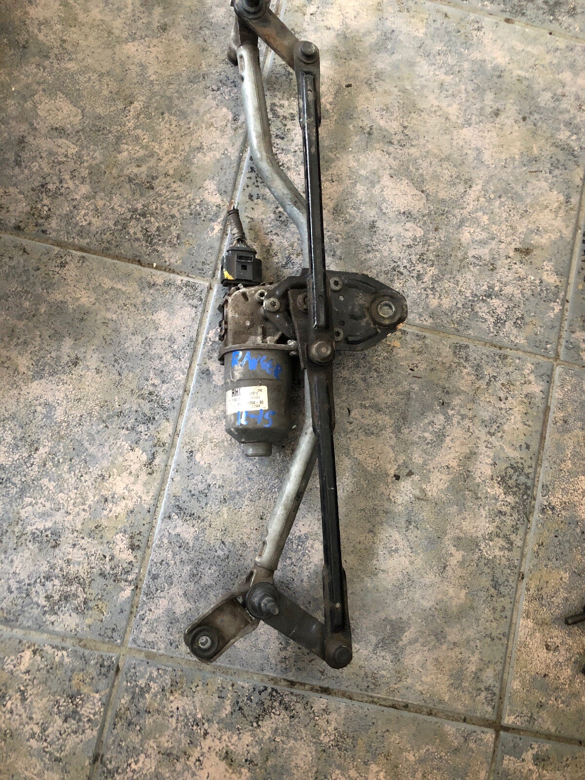 FORD RANGER 12-15 Mk3 Front Wiper Mechanism Motor Assembly AB3917504BD ...