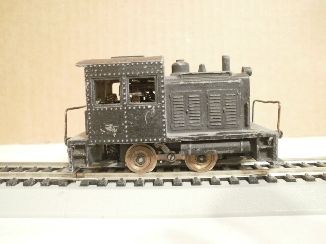 Penn Line HO Whitcomb D-2 Midget Diesel Switcher Unlettered Runs ...