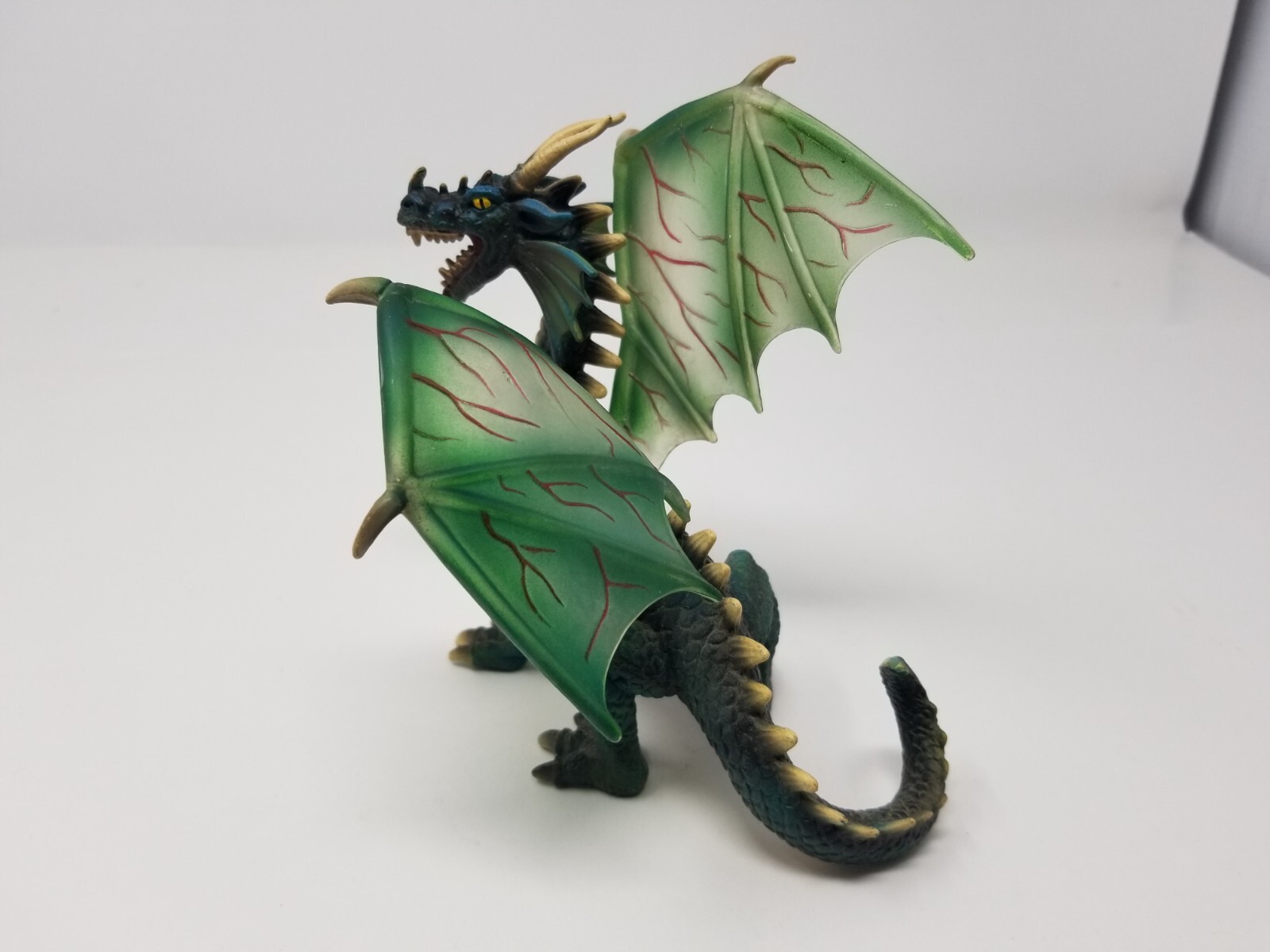Lot of 2 Winged Dragons: Schleich World of Knights 2003 & Summit ...