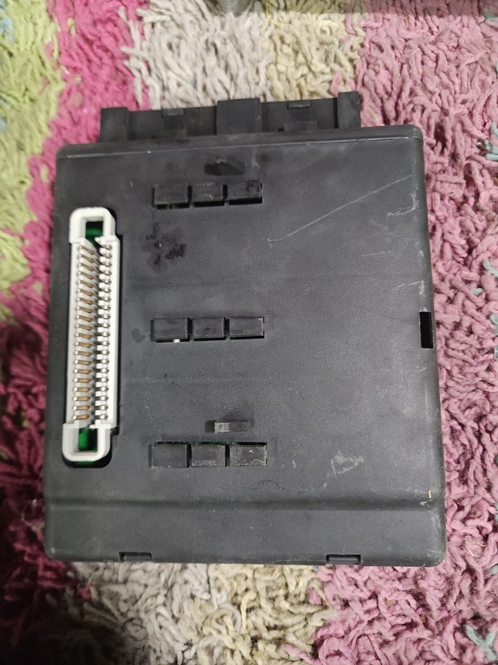 GMC ENVOY TRAILBLAZER RAINIER BODY CONTROL MODULE BCM BMC 2002 - 2005 ...