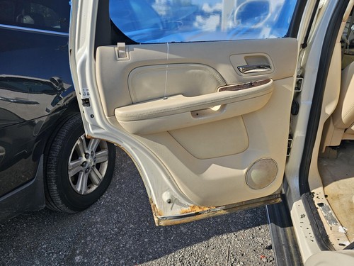 Cadillac Escalade Rear Door Trim Pane Disaster A Deep Dive Into 2015 Model Issues