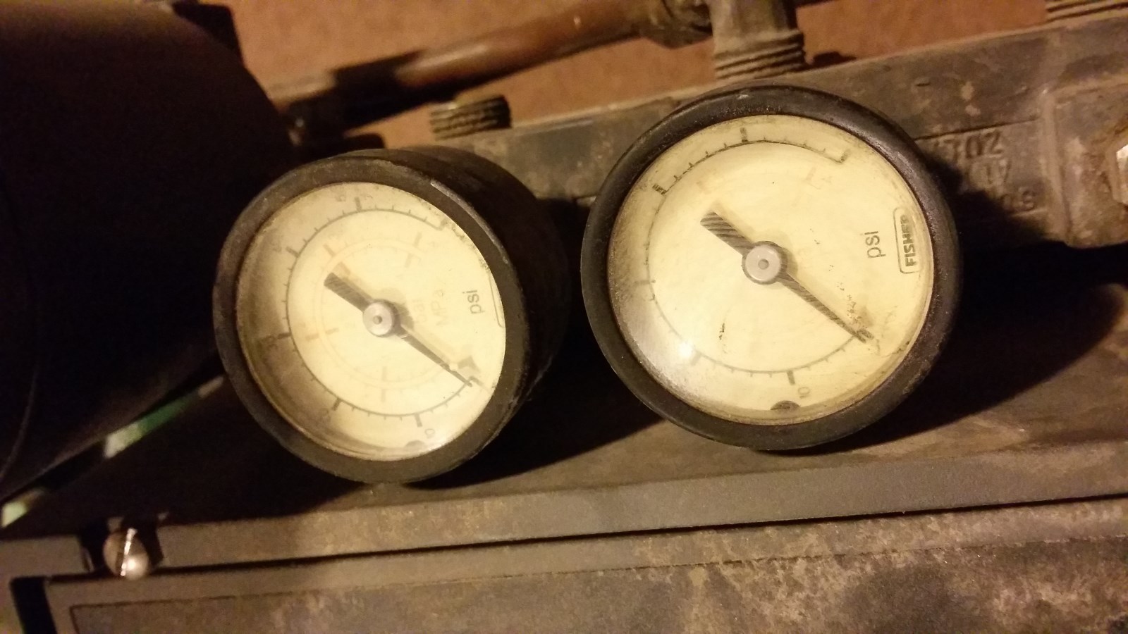 Fisher 1052 Size 33 Actuator with Series 3600 Positioner and Regulator ...