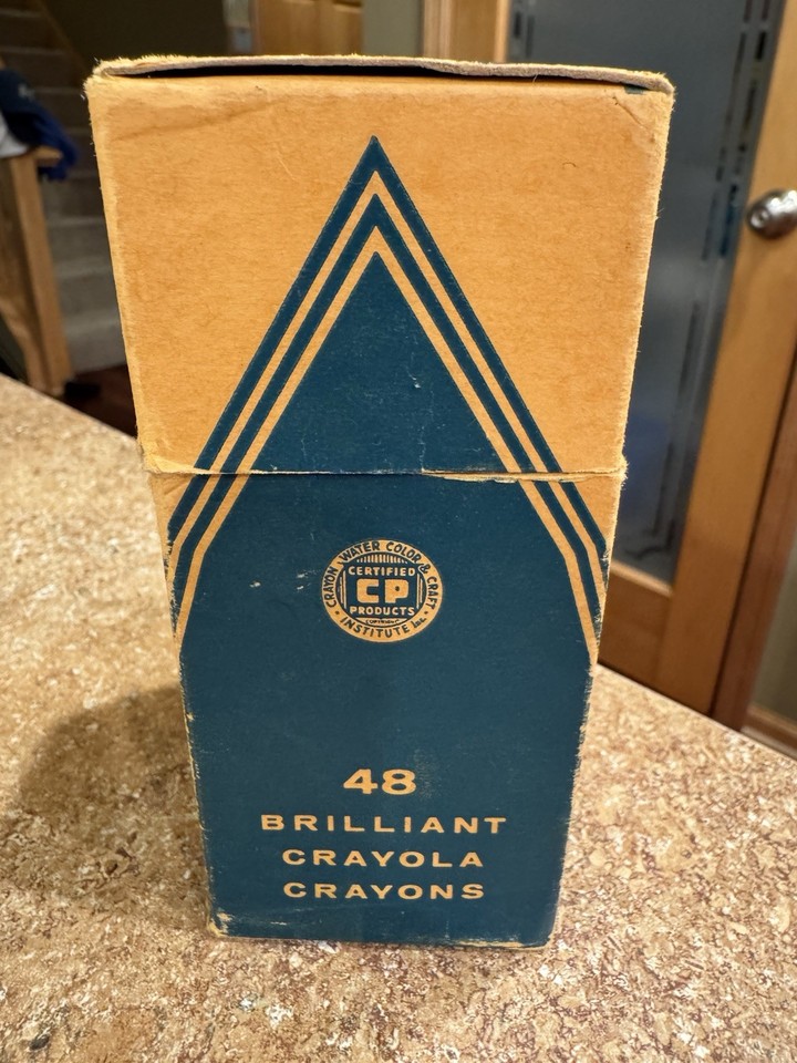VTG CRAYOLA CRAYON No 48 BINNEY & SMITH Box & Crayons Many Retired ...