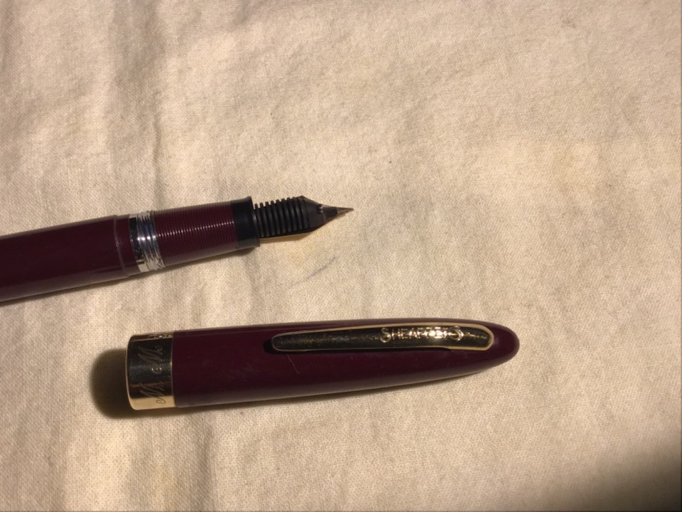 Vintage Sheaffer Snorkel Admiral Burgundy 14K Gold Nib Gold Trim/Clip ...