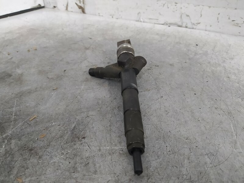 AW402 AW4 iniettore NISSAN PRIMERA BERLINA P12 ACENTA 2002 1172981 | eBay