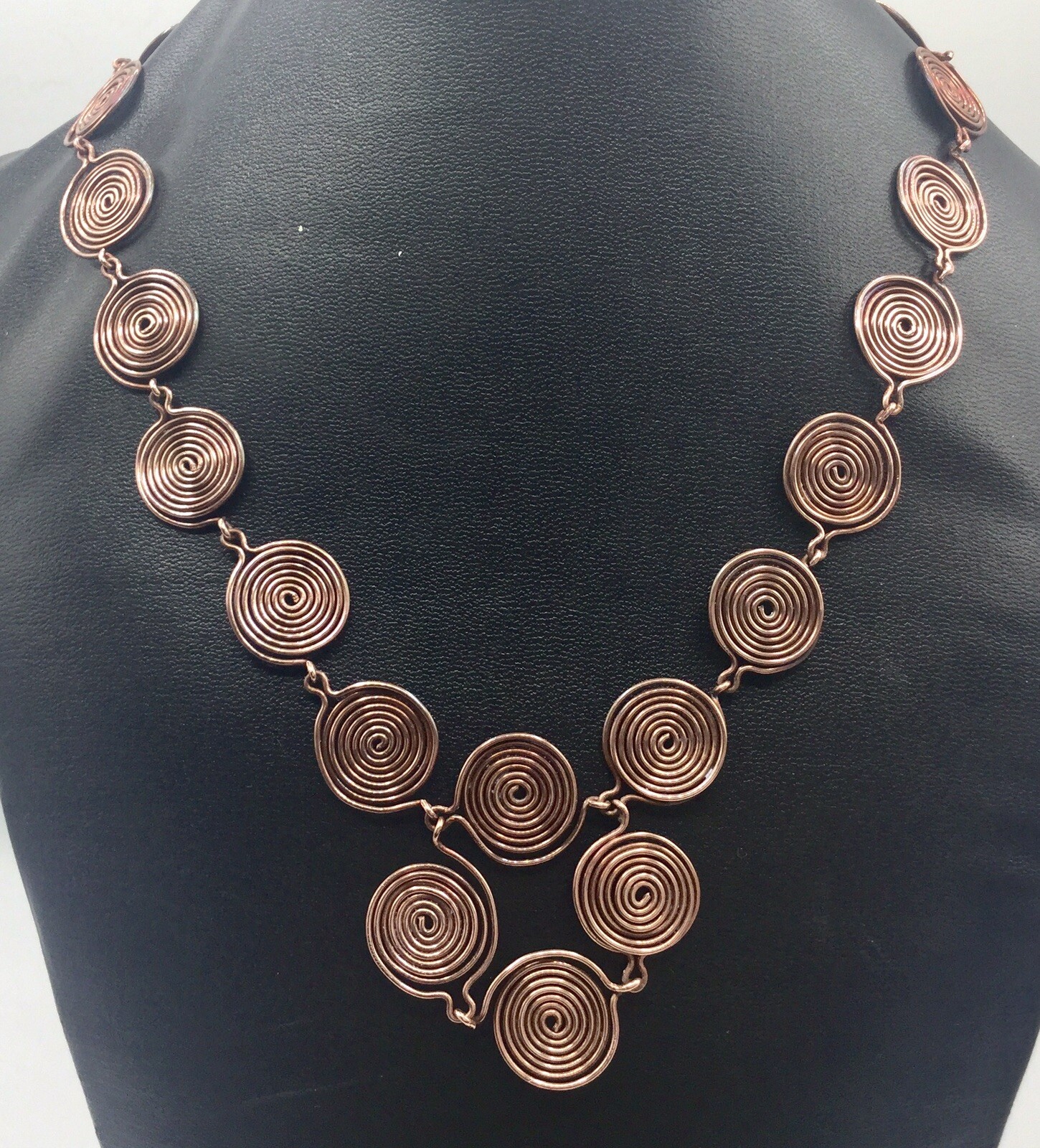 Vtg 1970’s Copper Wire Coil Necklace 20” - Gem