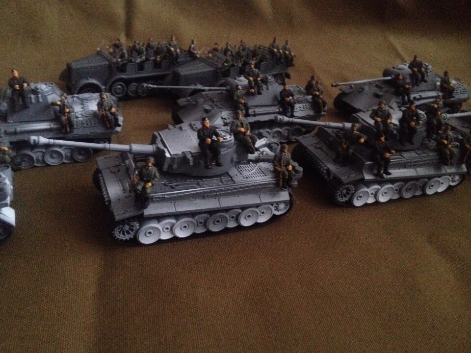 1:72 WW II German "Tiger" tanks Finished model(Including six painted ...