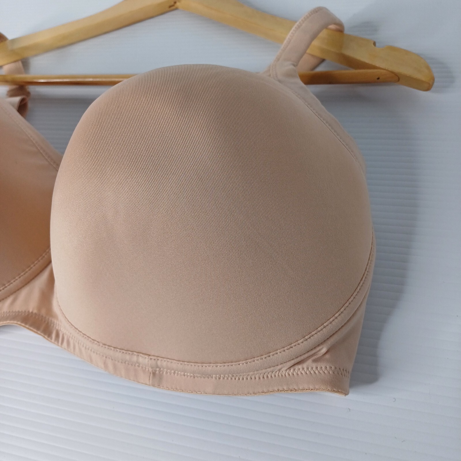 Amoena Bra 22DD Beige T-Shirt Moulded Cup Wire Free | eBay