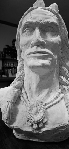 *Native American Chief Bust Sculpture Approx. 18-20 Inches White Art ...