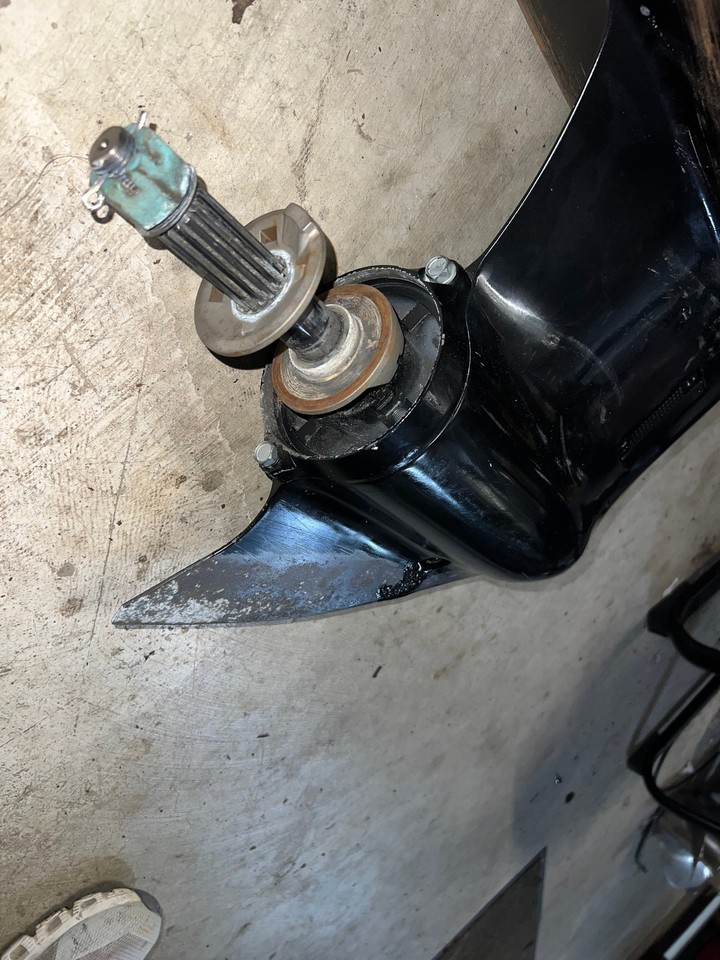 Suzuki DF90 DF115 DF140 25" lower unit | eBay