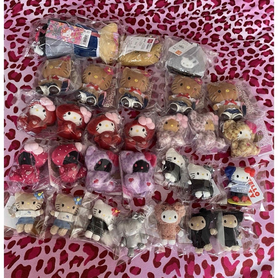 Hello Kitty Hello Kitty Lowrys Farm Keychain Sunburn ME% | eBay UK