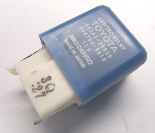 Lexus GS300 (S140 1991–1997) - ABS - TRC Relay - 88263-24020 | eBay