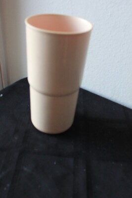 TUPPERWARE TABLETOP TUMBLER - 30 OZ IVORY | eBay