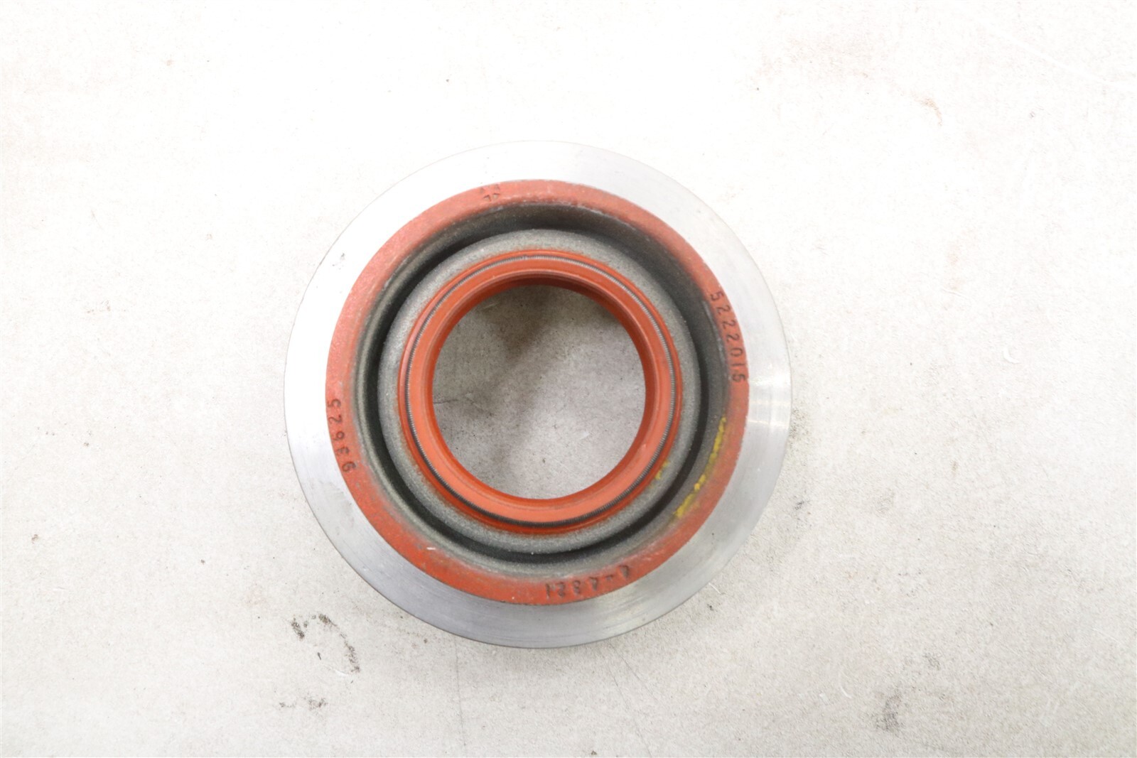 NEW OEM Mopar A727/36RH Transmission Shaft Bearing Retainer 04205899 ...
